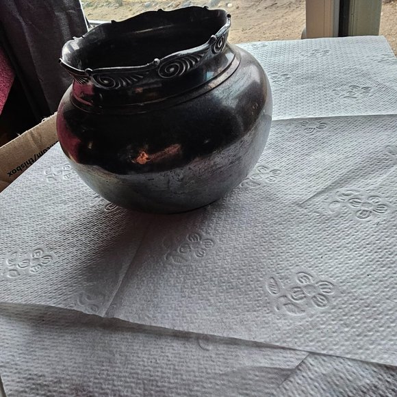 metal | Accents | Small Metal Display Pot | Poshmark